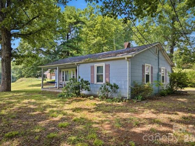 3796 Cameron Pl, Hudson, NC 28638