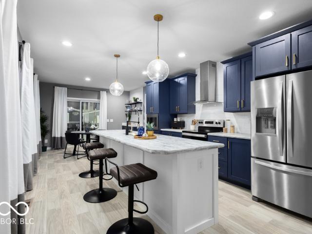 3797 Country Squire Boulevard