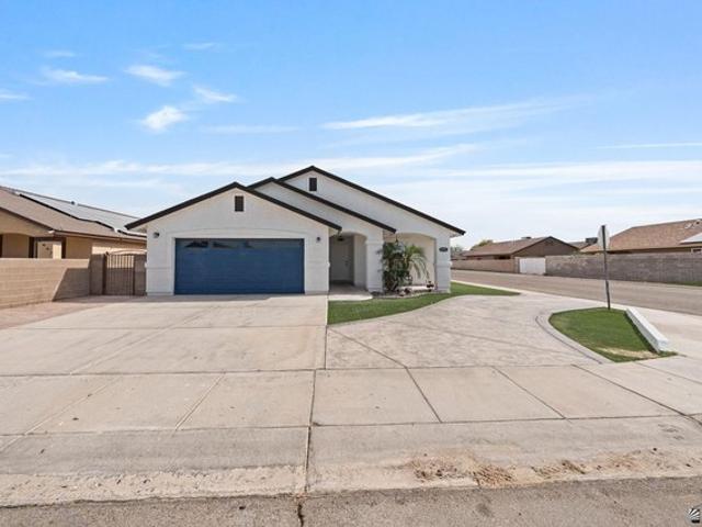 3797 E Los Olivos Dr, San Luis, AZ 85336