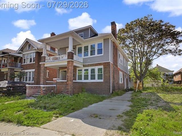3799 Pingree St, Detroit, MI 48206