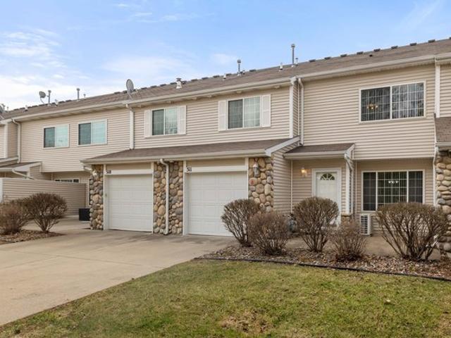 3799 Village Run Dr Unit 511, Des Moines, IA 50317