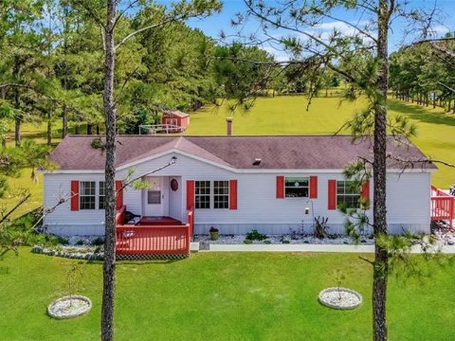 3790 NE 86th Ln, Anthony, FL 32617
