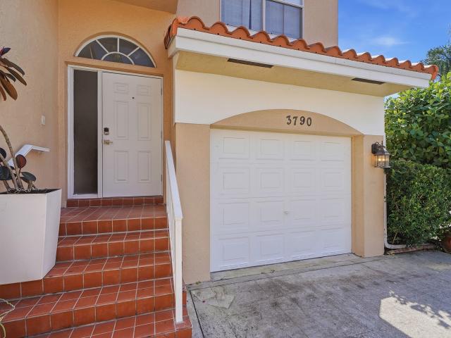 3790 Piedmont St, Hollywood, FL 33021 | MLS #B26009 | Compass