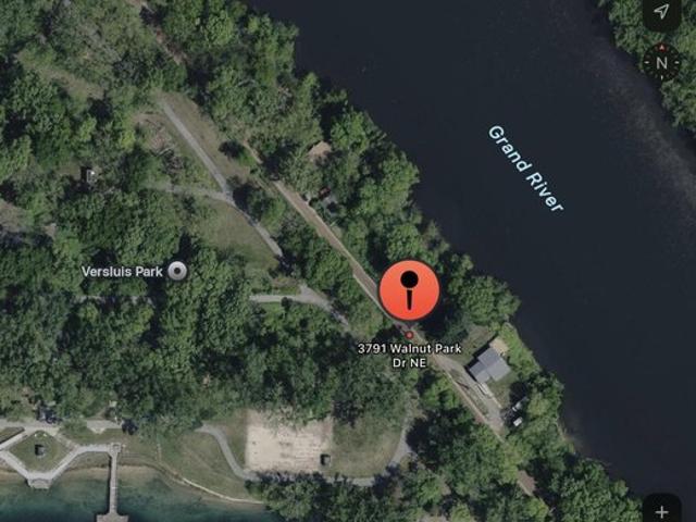 3791 Walnut Park Dr NE, Grand Rapids, MI 49525