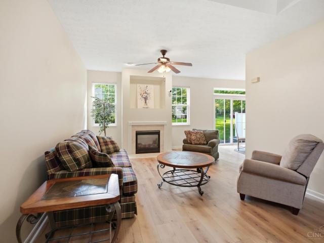 3793 Thorngate Drive