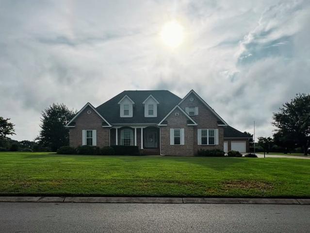 379 Bell Dr W, Winchester, TN 37398