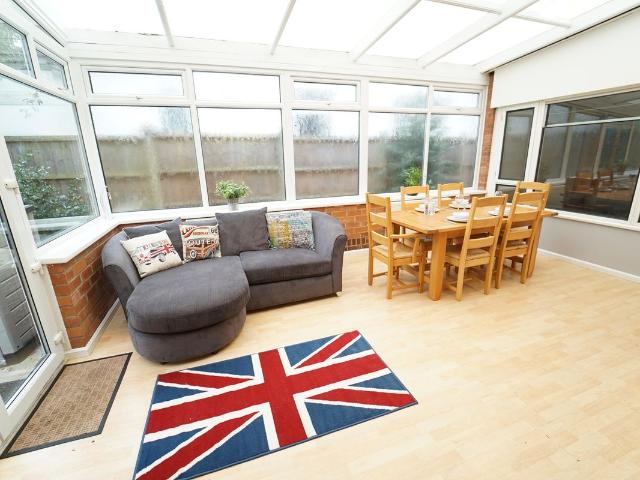 379 Derby Road, Lenton, Nottingham NG7, 6 bed shared accommodation to rent, £3,796 pcm | PrimeLocation