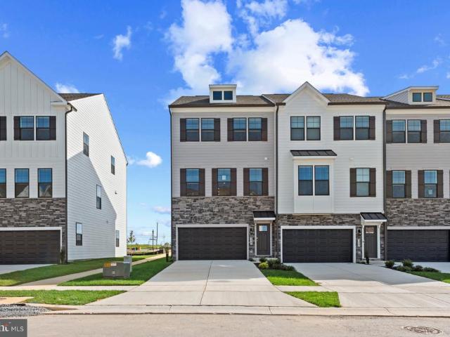 379 Ensemble Way