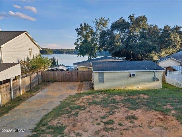 379 Edgewater Dr, Macon, GA 31220