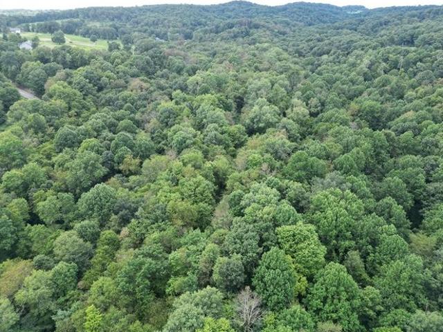 379 Ford City Rd, Freeport, PA 16229