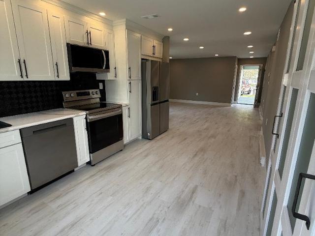 379 Larchmont Court