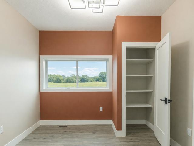 379 larkspur lane