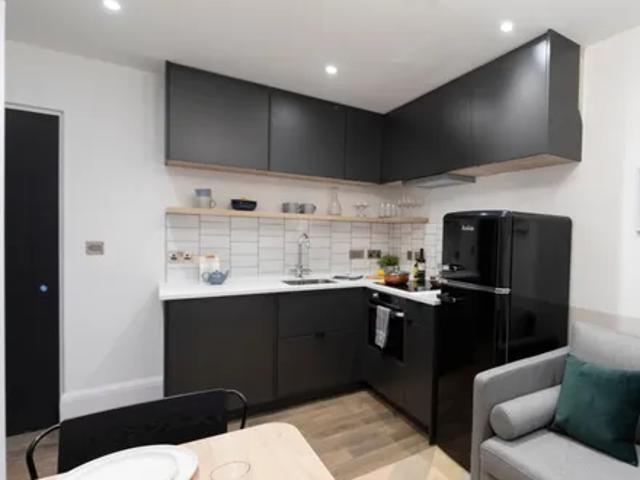 379 Shakespeare Road, London, SE24 0QH, United Kingdom | 1 bed apartment for rent #167082795 | Rentberry
