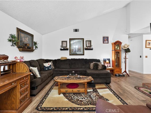 379 Ponderosa Trail