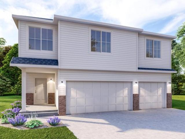 379 Wren Dr, Grand Forks, ND 58201