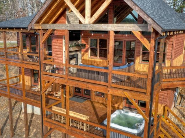 3804 Aska Rd, Blue Ridge, GA 30513 | MLS #429987 | Compass