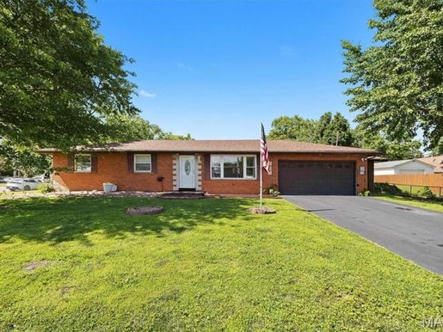 3804 John Glenn Dr, Granite City, IL 62040
