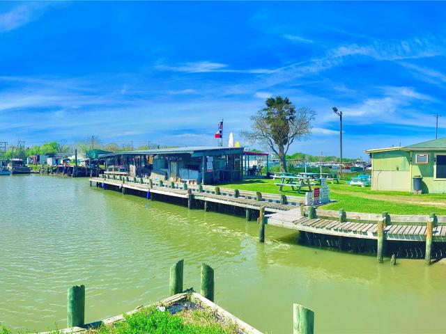 3804 20th St N, Texas City, TX 77590 | MLS #21173