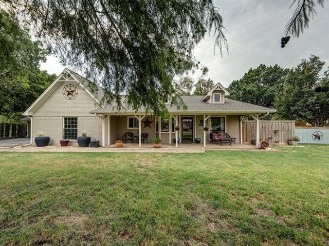 3805 Berry Hill Ct, Double Oak, TX 75028