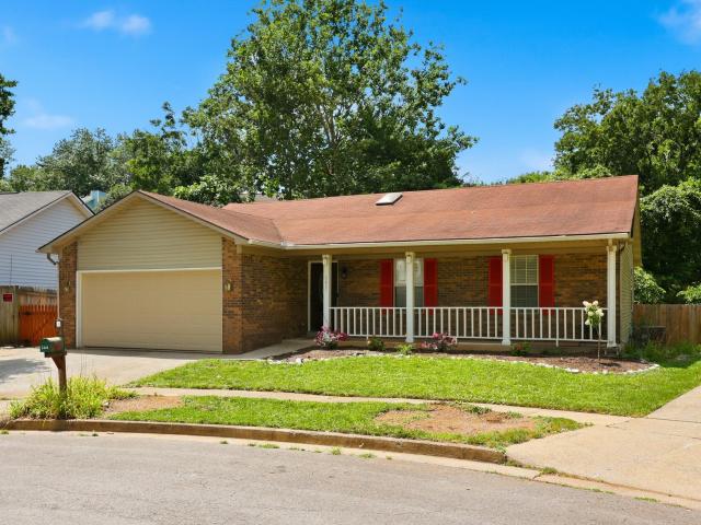 3805 Brookdale Circle