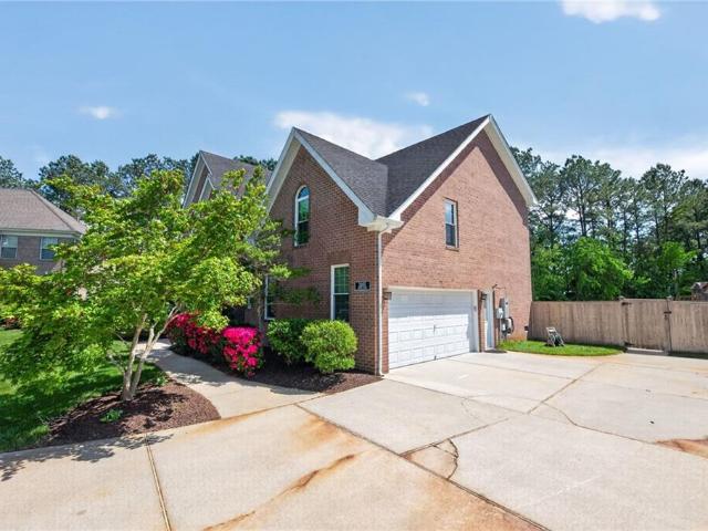 3805 Canter CT