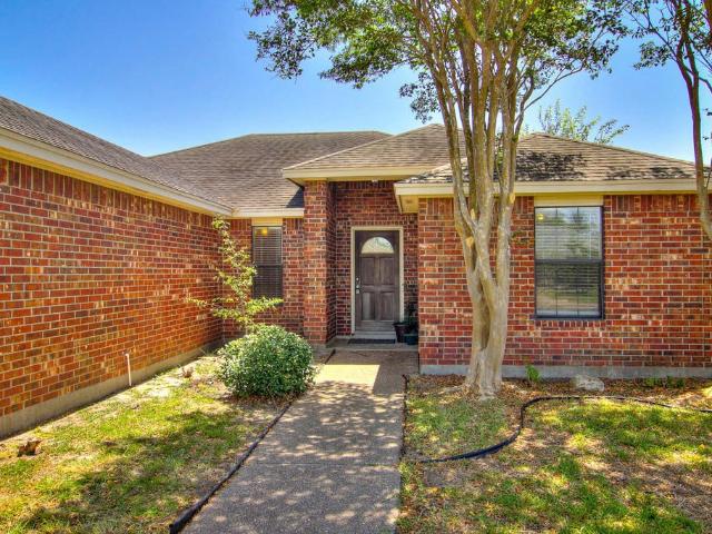 3805 Julia Cir, Corpus Christi, TX 78414 | MLS #462813 | Compass
