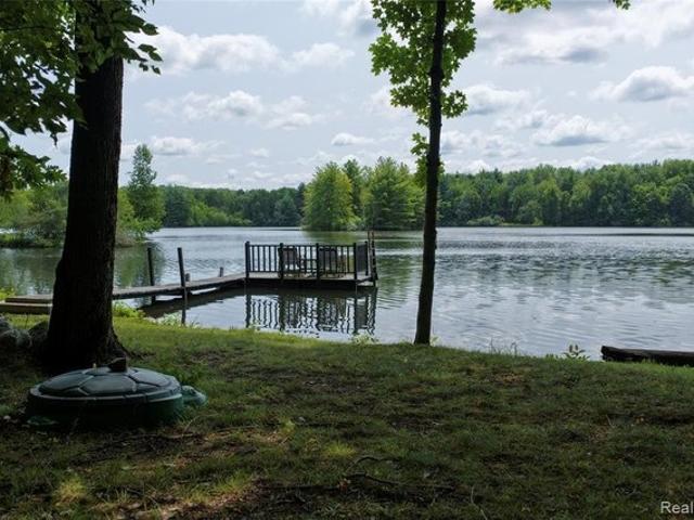 3805 Lee Hill Rd, Dayton Township, MI 48744