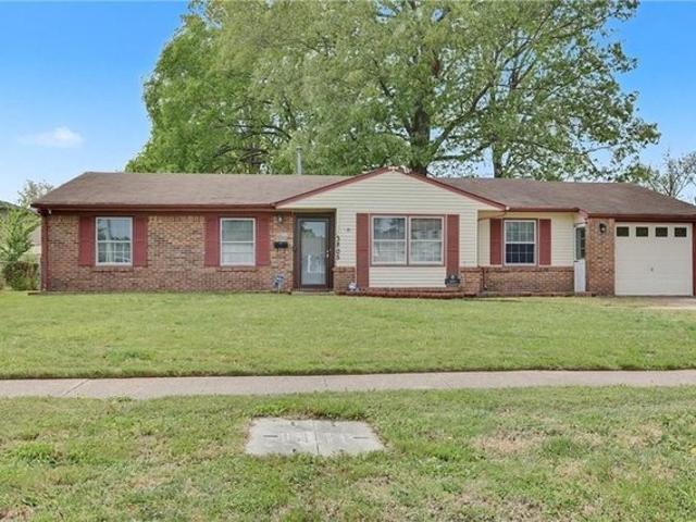 3805 Plaza Trl S, Virginia Beach, VA 23452