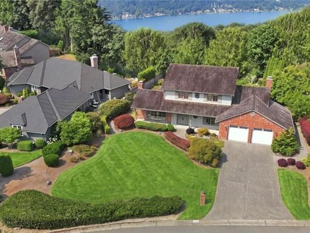 3805 rd Ave NE, Sammamish, WA 98074