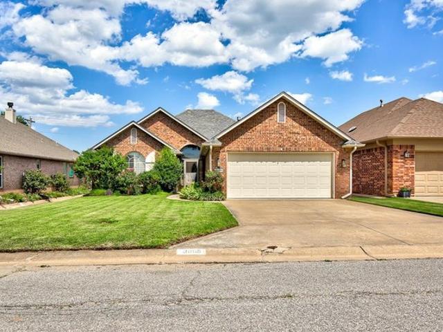 3805 Rockwood Rd, Enid, OK 73703