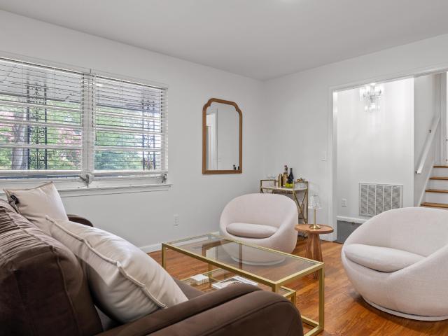 3805 Rollingwood Drive