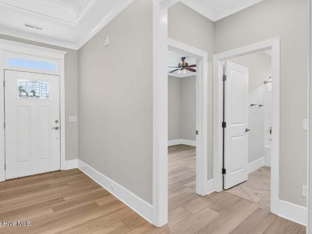 3805 Summer Breeze Court NE