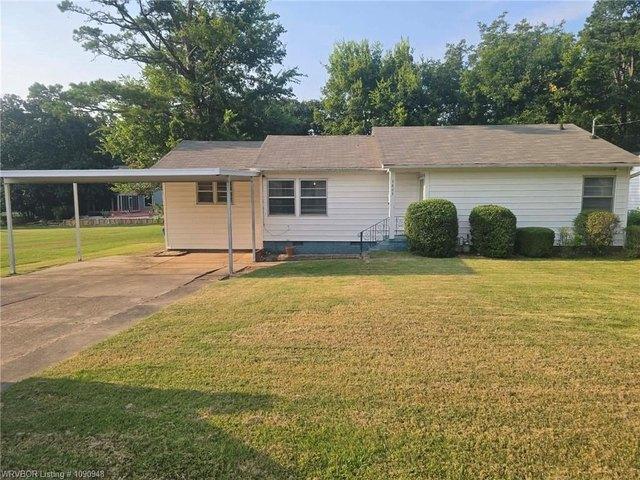 3805 S T St, Fort Smith, AR 72903