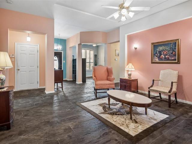 3805 Sevenoaks Drive
