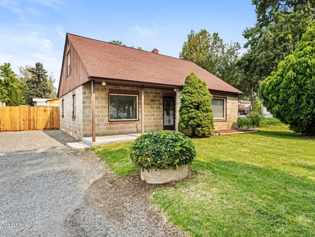 3805 W Tieton Dr, Yakima, WA 98902