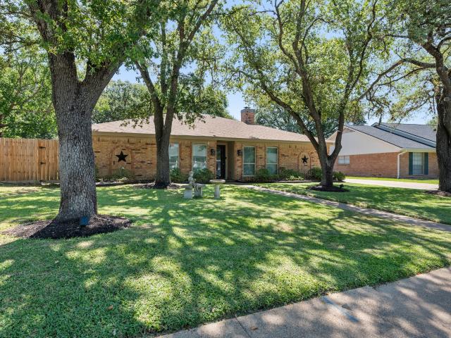 3805 Windridge Drive