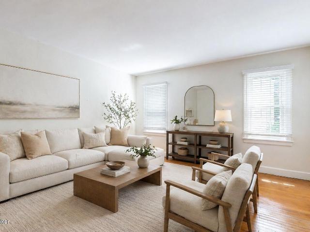 3806 Napanee Rd