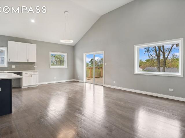 3806 nd St, Country Club Hills, IL