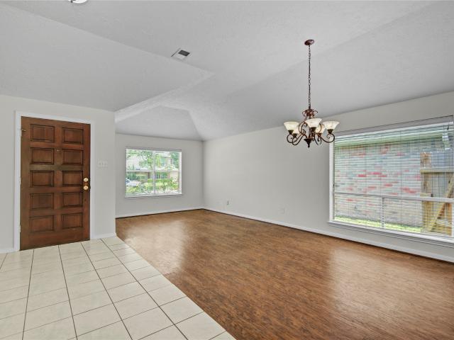 3806 Carya Circle