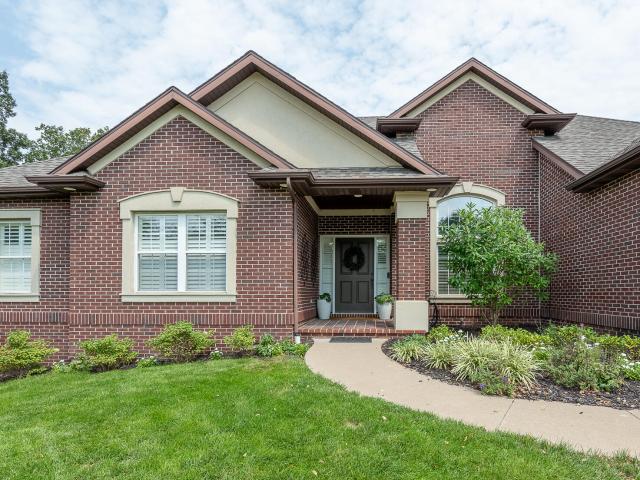 3806 creekfront way