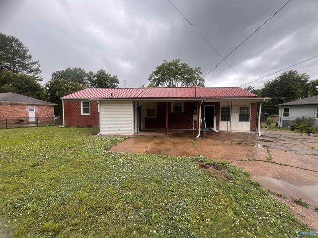 3806 Lakeview Dr NW, Huntsville, AL 35810