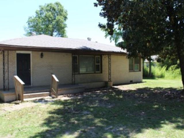 3806 S Highway 229