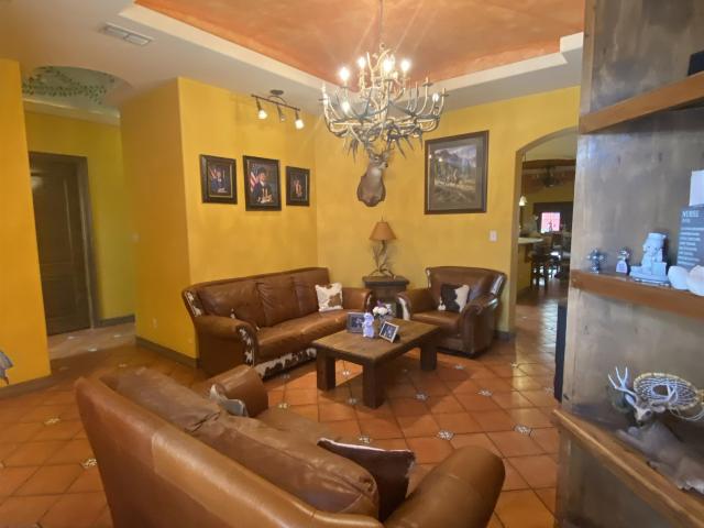 3806 San Eduardo Ave