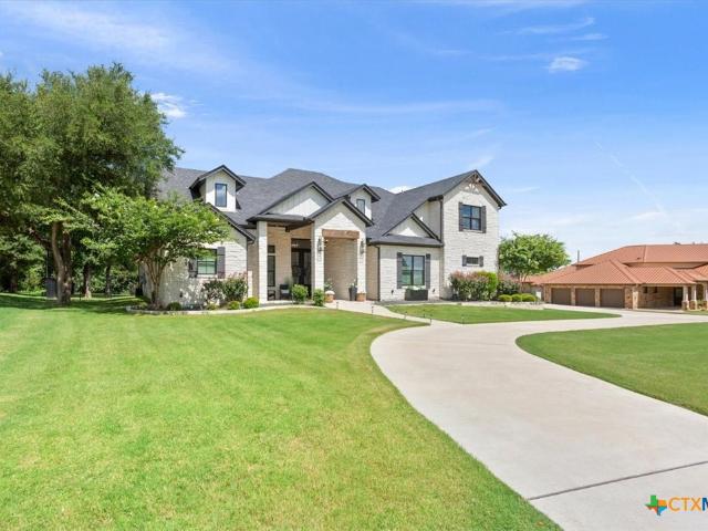 3806 Southlake Drive