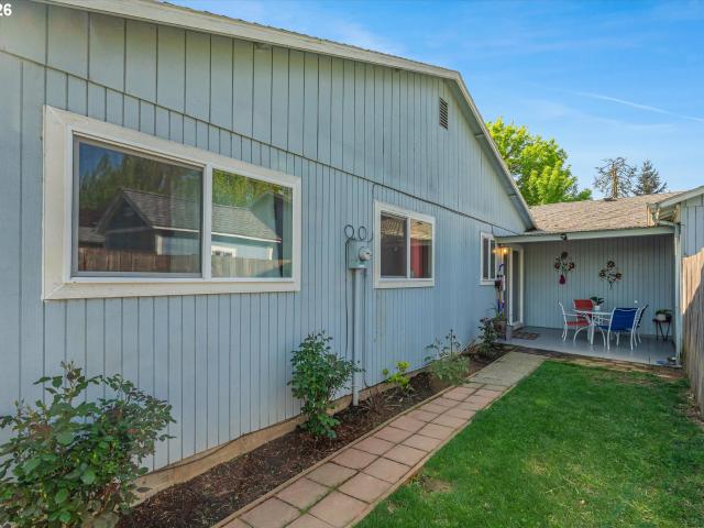 3807 N Juneau St, Portland, OR 97217 | MLS #703398