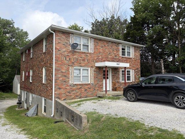 3807 Brown Station Rd, Columbia, MO 65202
