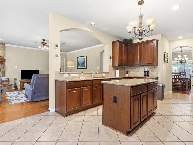 3807 Cypress Point Cv