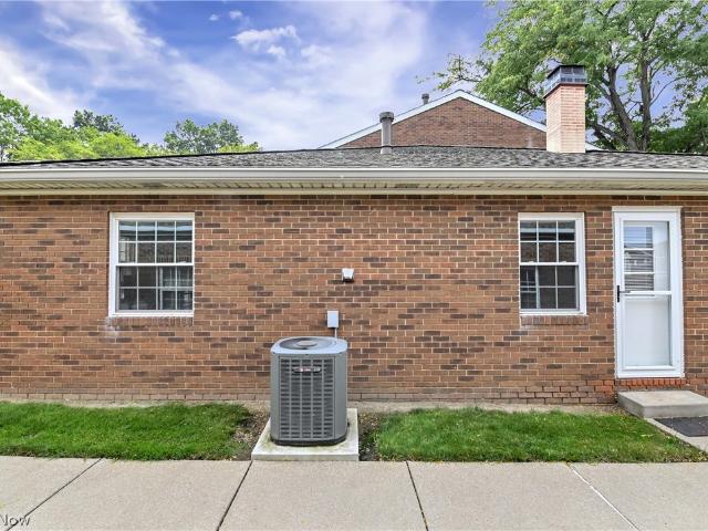 3807 Circlewood Court C 109