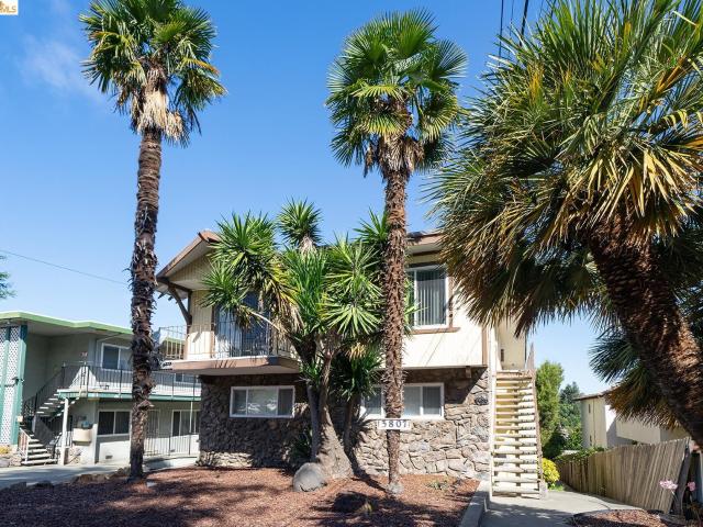 3807 High St