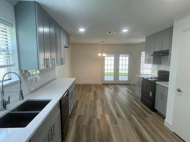 3807 Lamplighter Circle